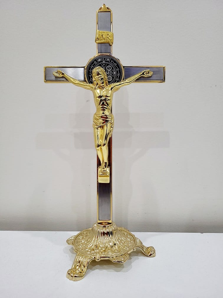 Large Standing Mirrored Gold Cross – Layoun Interiors